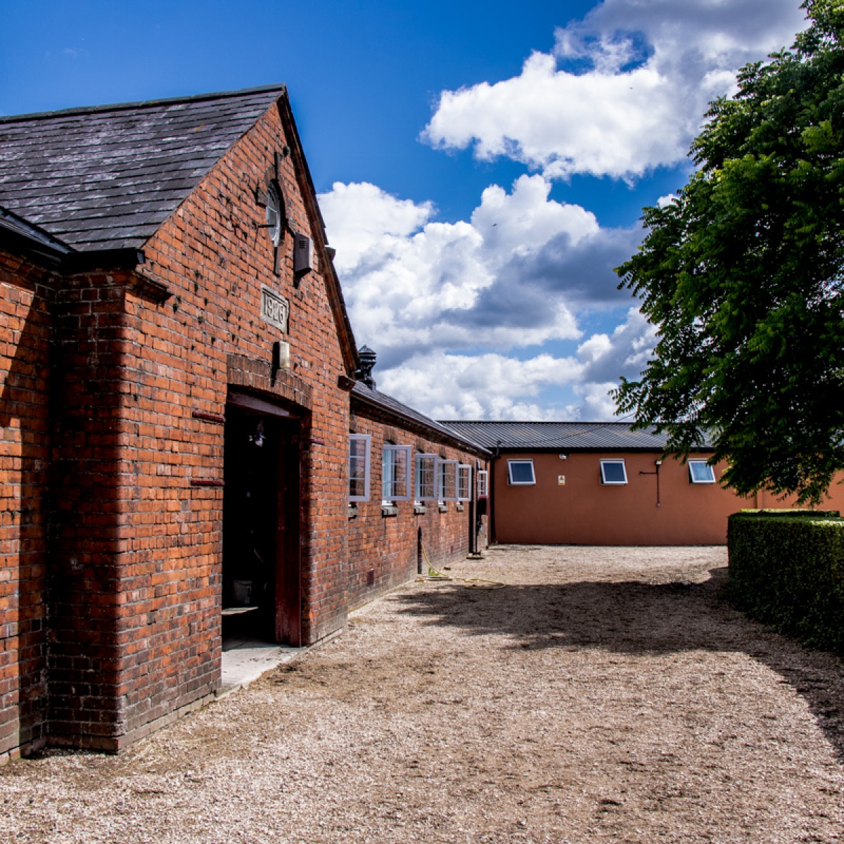 Facilities | Harry Charlton | Beckhampton House